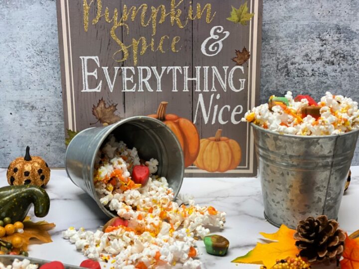 Fall Harvest Munch Popcorn Recipe