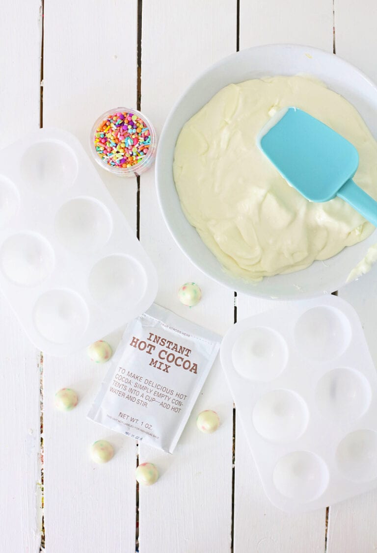 Sugar Cookie Hot Cocoa Bombs Recipe