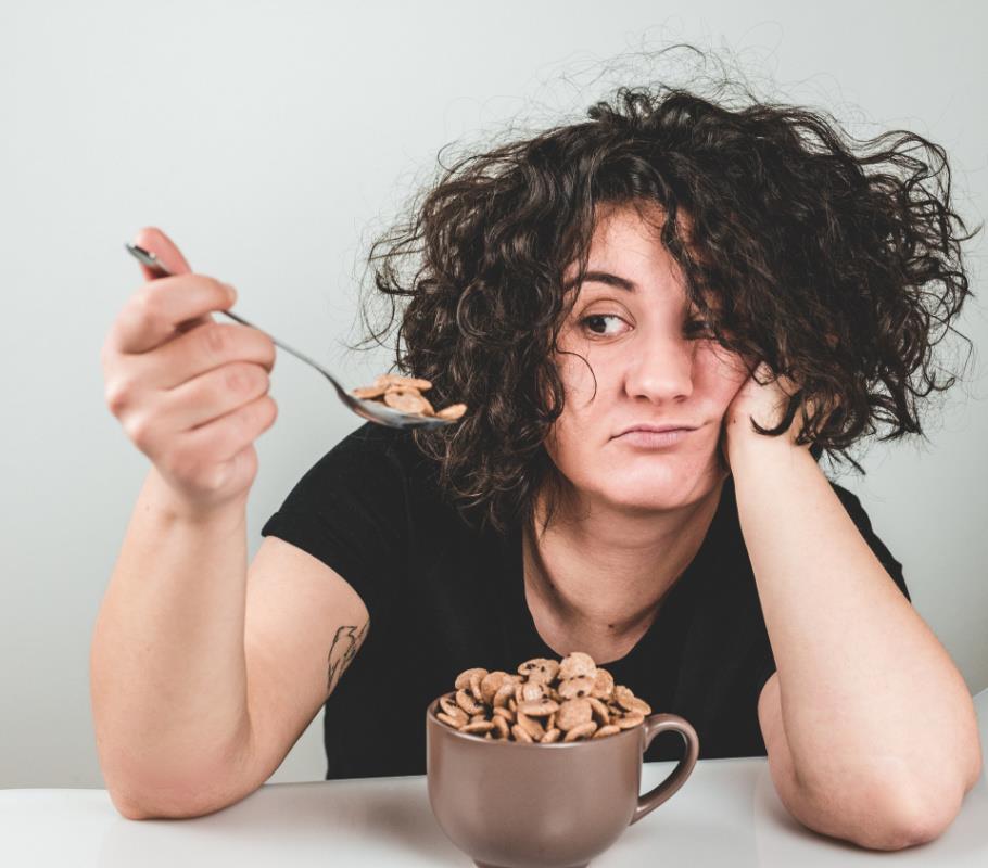 Eating Depends On Thinking
