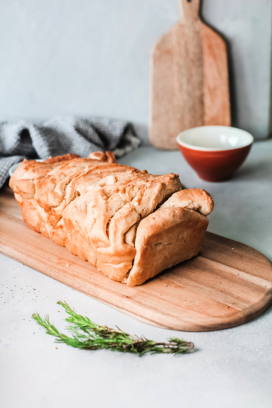 Herbed Butter Pull-Apart Bread Recipe