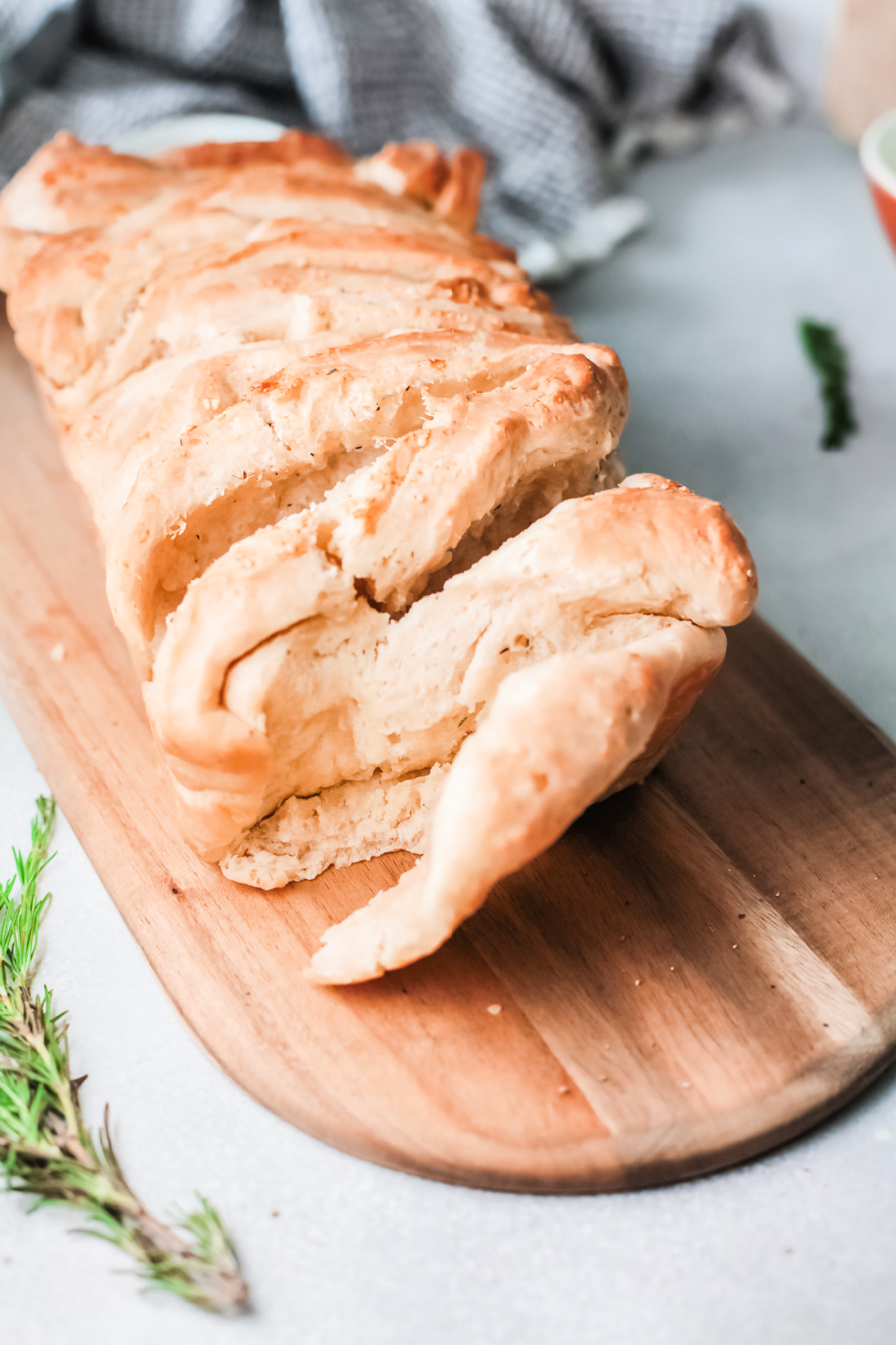 Herbed Butter Pull-Apart Bread Recipe