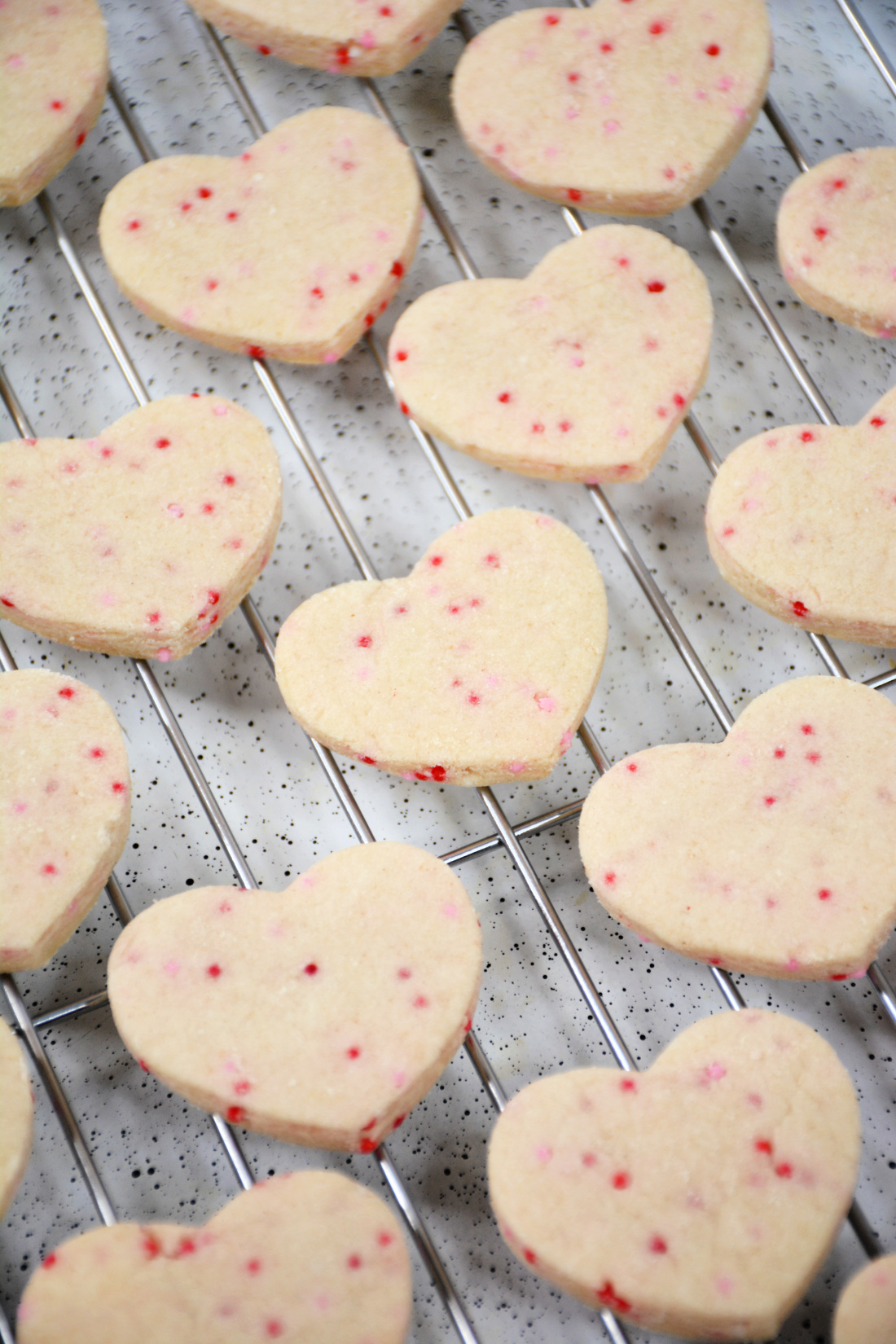 The Absolutely Best Valentine’s Day Sprinkle Bites Cookies