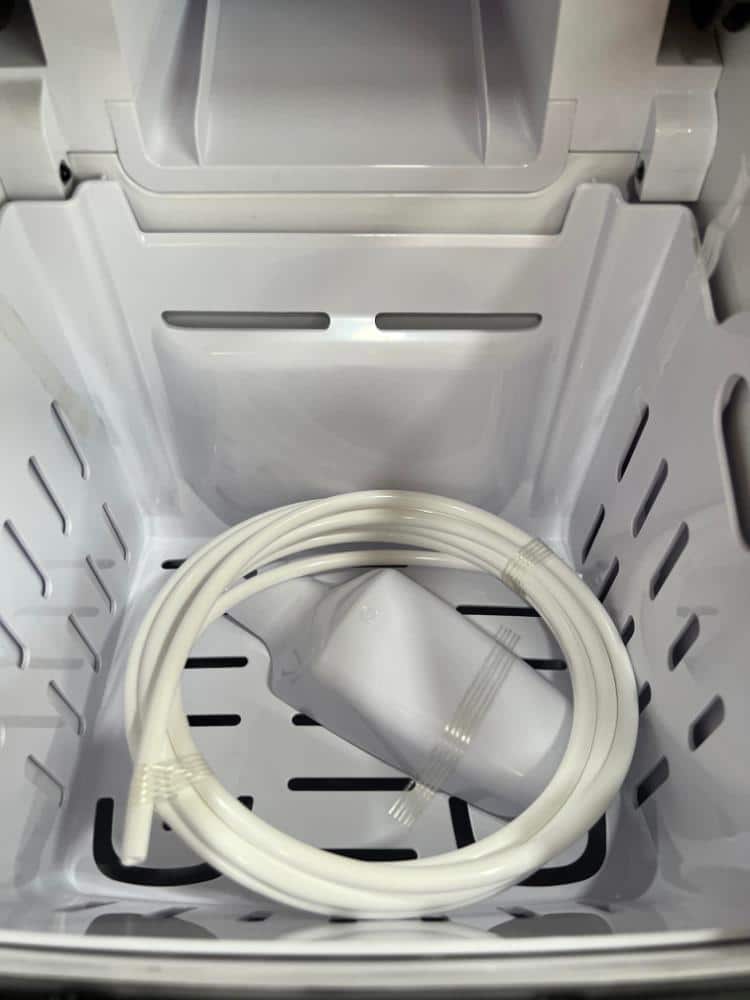 Satisfy Your Love For Ice With The Sonic Style Nugget Ice Machine by ...