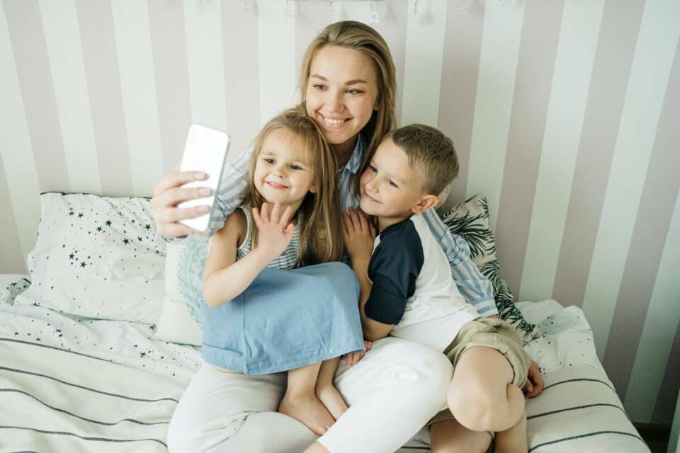 How To Start A Parenting Blog: The Ultimate Guide