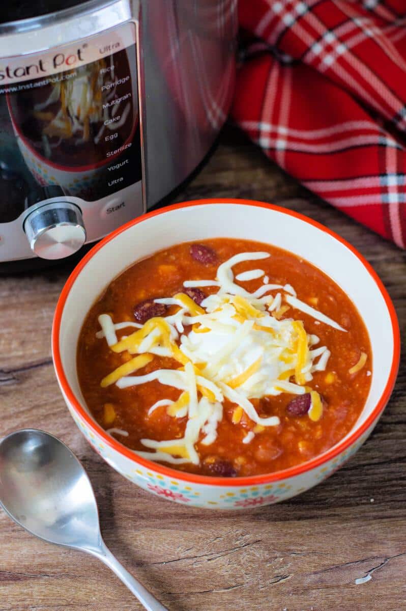 Instant Pot Vegetarian Chili Recipe