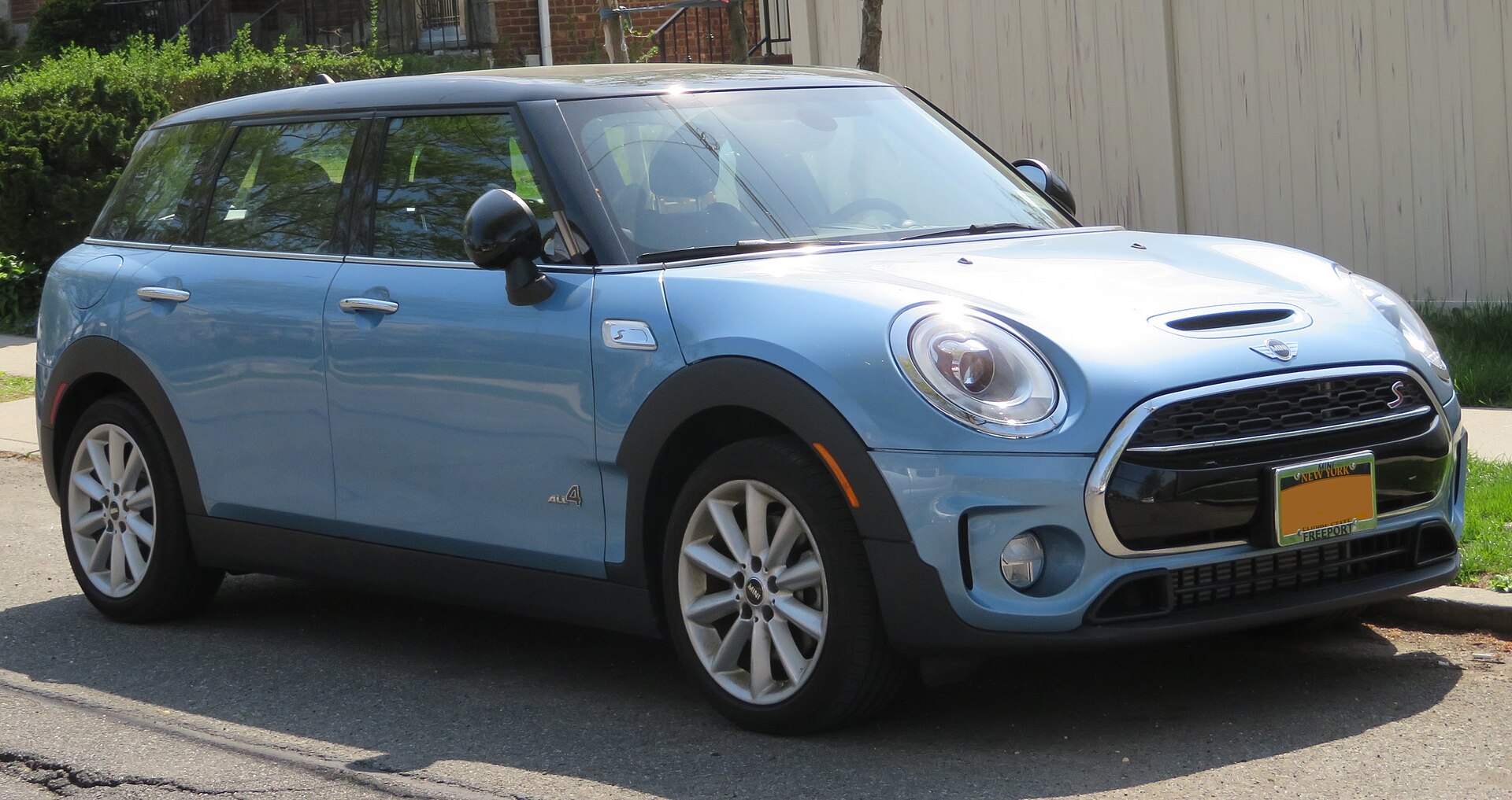 Here Are The Top 5 Smallest Cars on the Market That Are Surprisingly ...