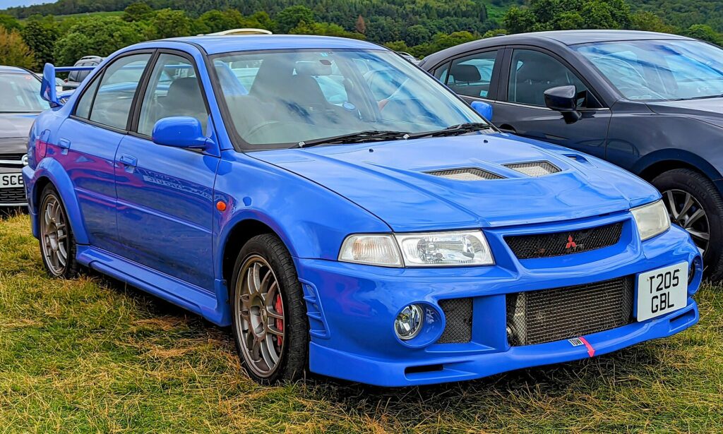 10 Iconic Japanese Cars From the '90s That Every Enthusiast Should Know