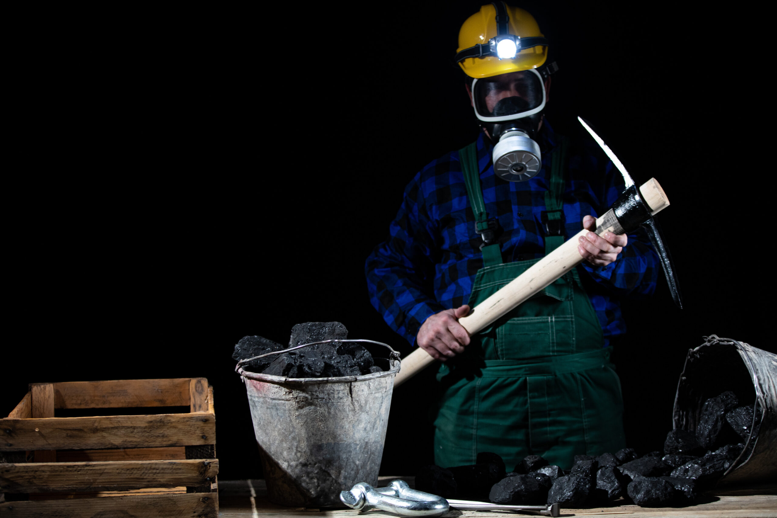 8 Quality Jobs With Great Pay That Most People Would Refuse to Do