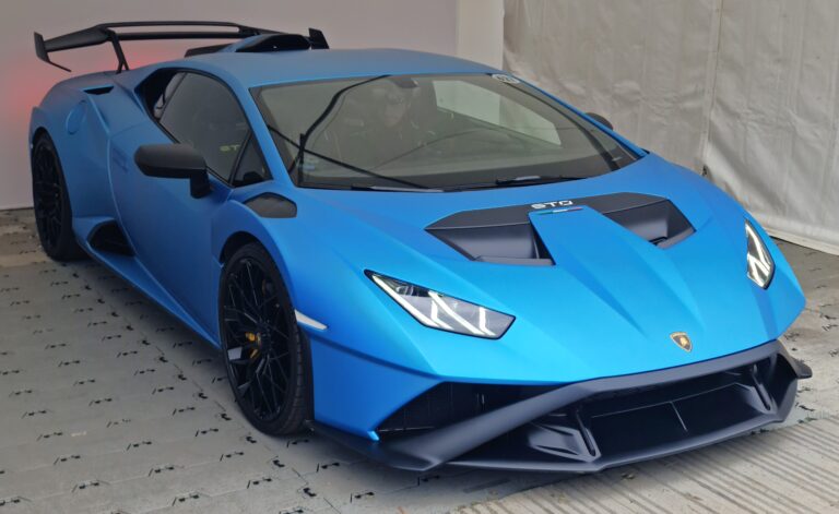 28 Exotic Cars That Are Totally Worth the Splurge
