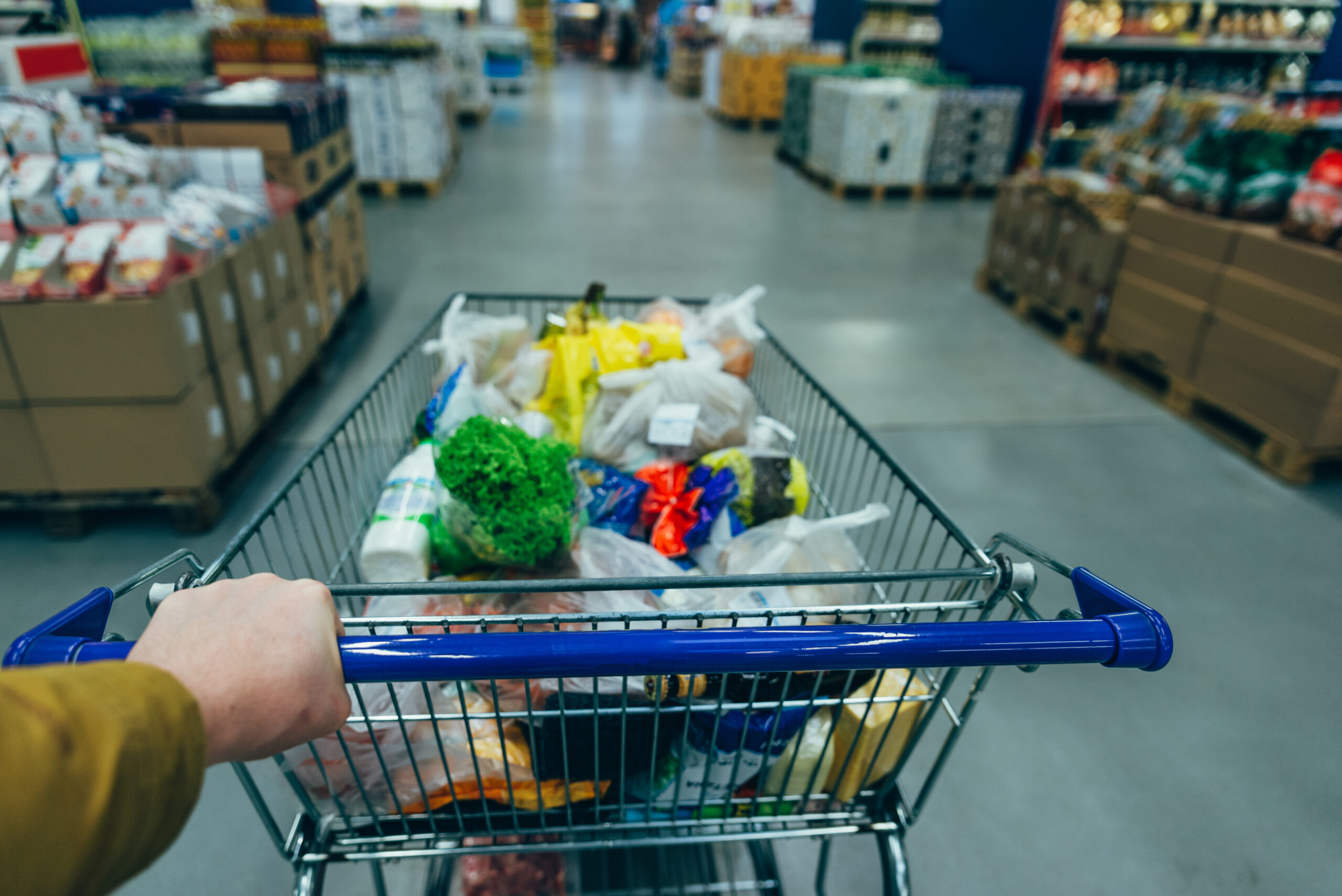 20 Budget-Friendly Grocery Items for Quick Family Dinners