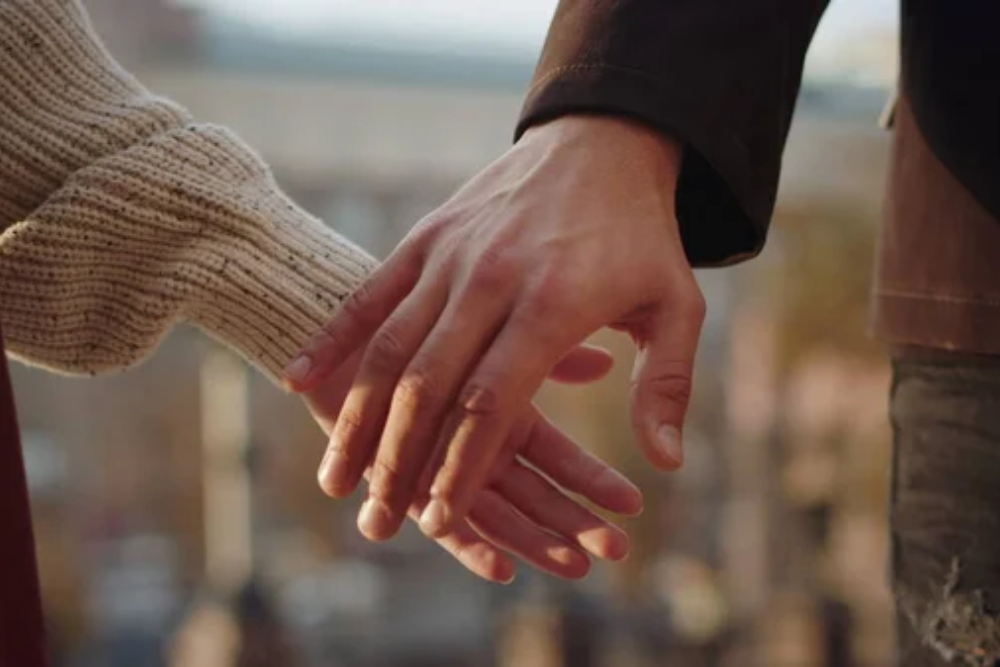 19 Clues They’re Keeping You Around as a Backup Plan—And How to Tell ...